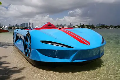 Luxury Water Sports Car